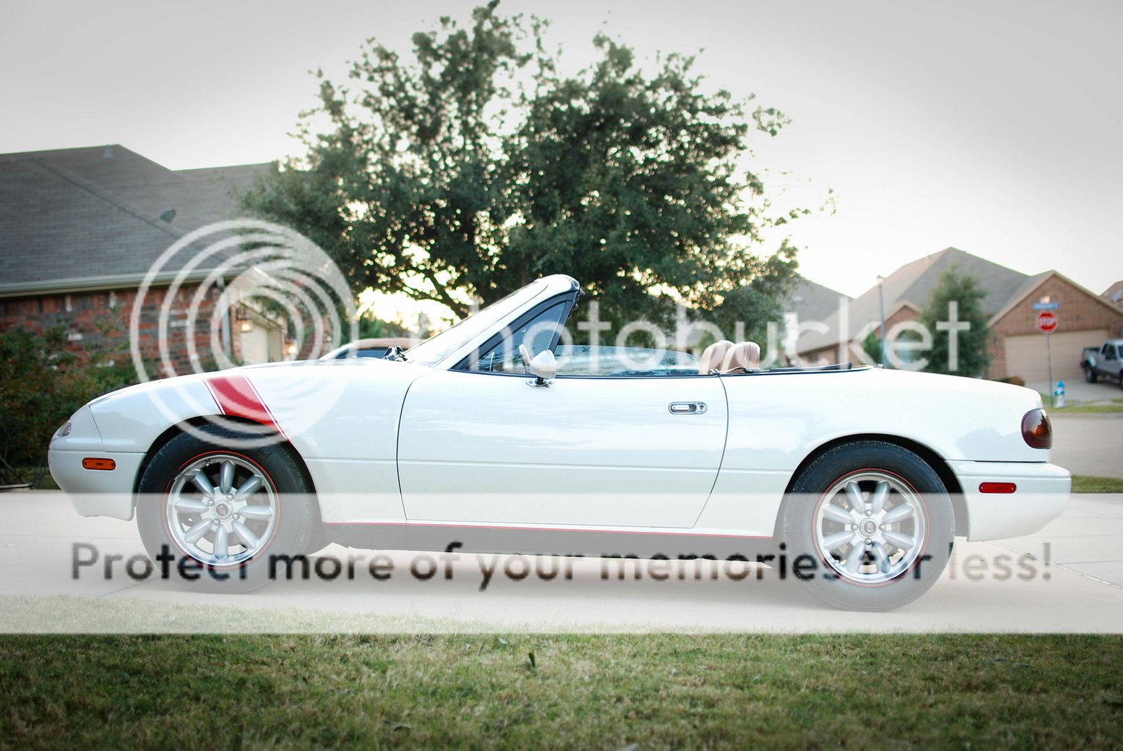 Round side view mirrors? - MX-5 Miata Forum